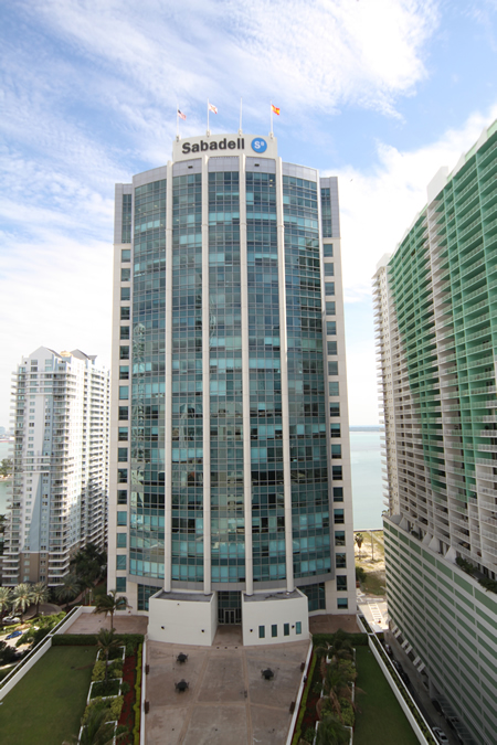 Testa vende un edificio de oficinas en miami por 184 millones ...