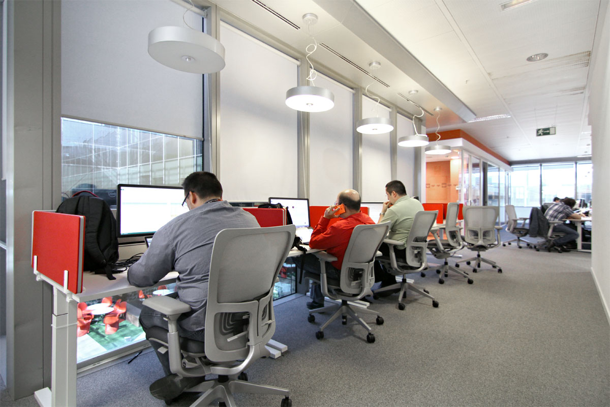 La sede de Microsoft en Madrid: una oficina adaptada a los tiempos ...