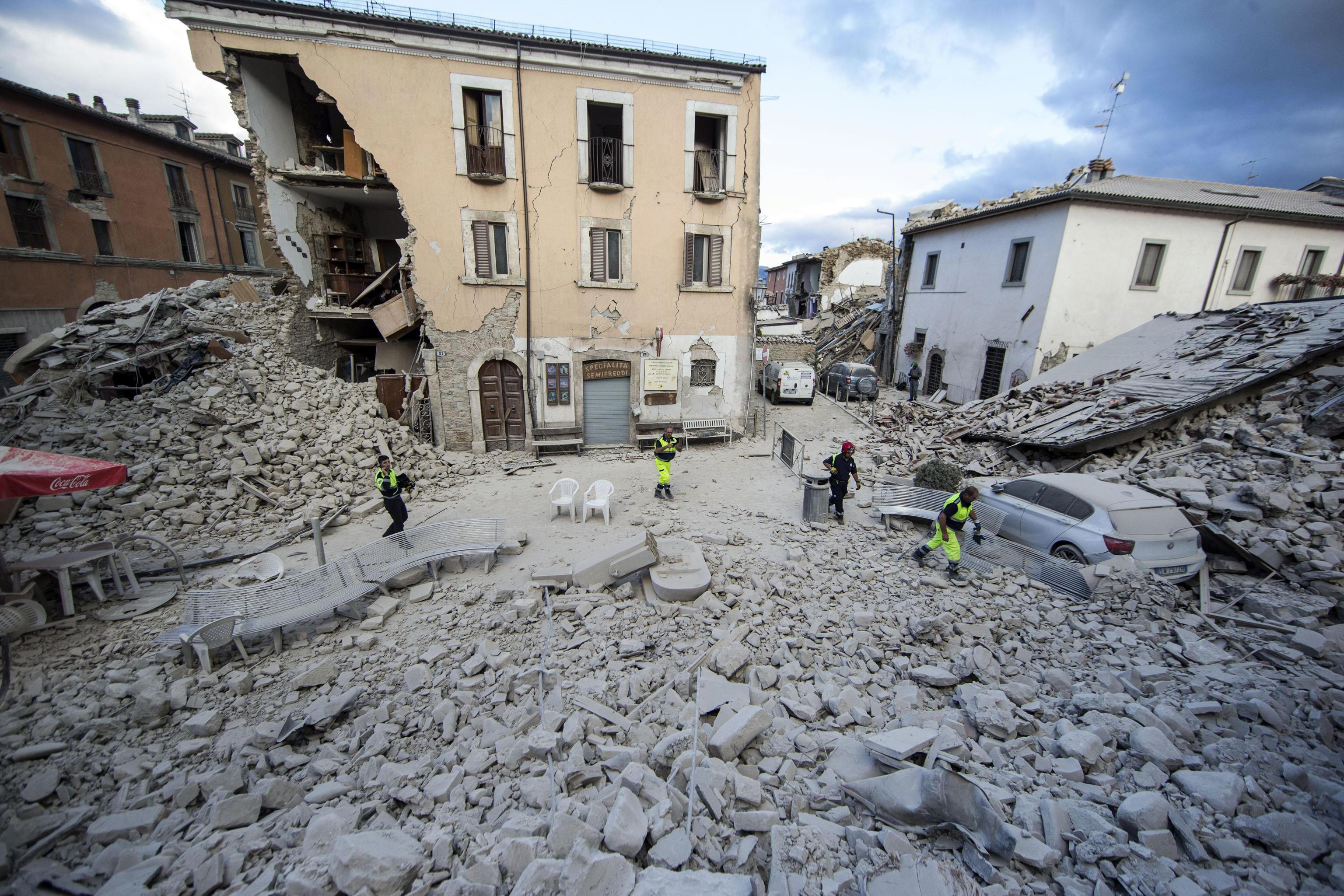 Terremoto, tsunami, inundación… así funcionan los seguros tras una gran ... Terremoto, tsunami, inundación… así funcionan los seguros tras una gran ...