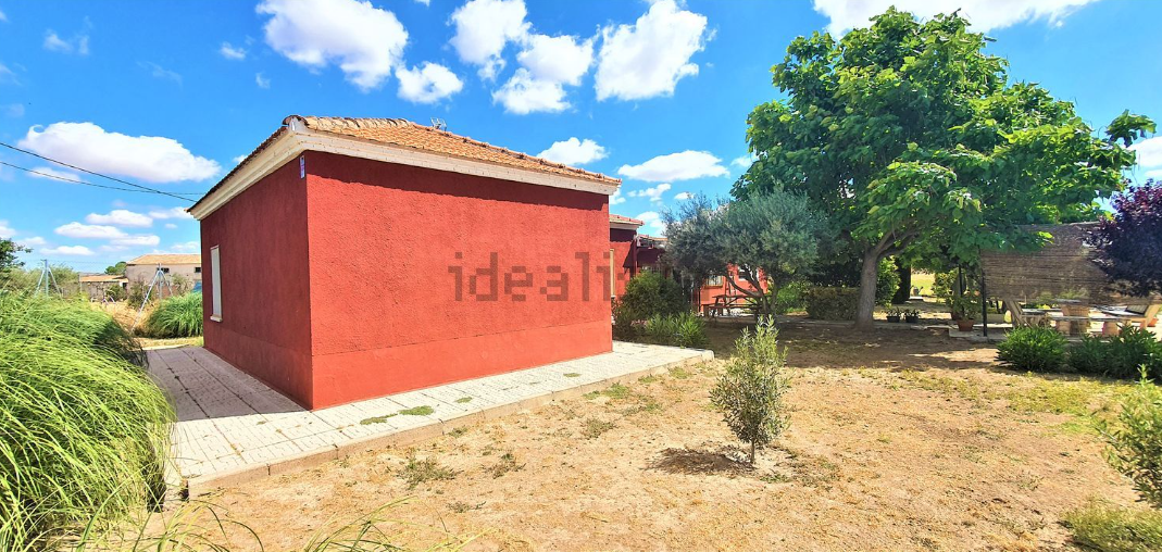 ¿Se puede vivir en una finca rústica? — idealista/news