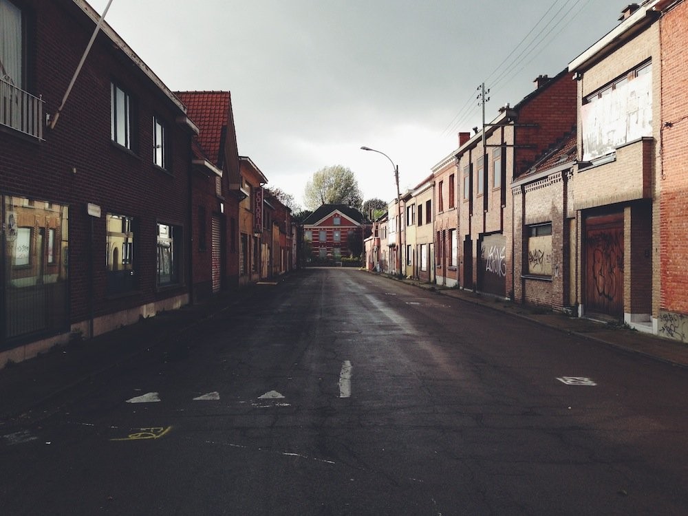 Los últimos días de doel, la ciudad fantasma más grande de Europa y el ...