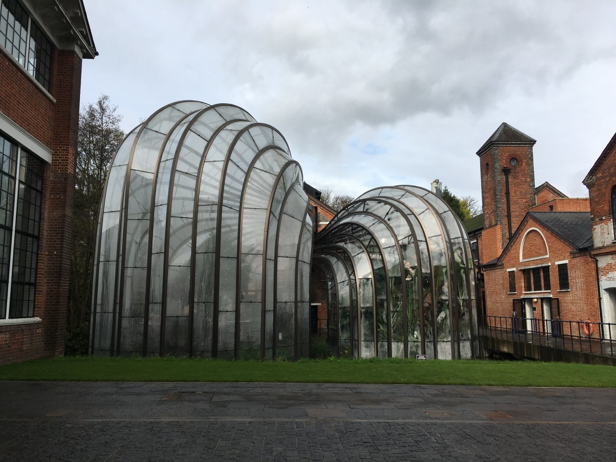Destilería Bombay Sapphire: una experiencia arquitectónica a dos horas ...