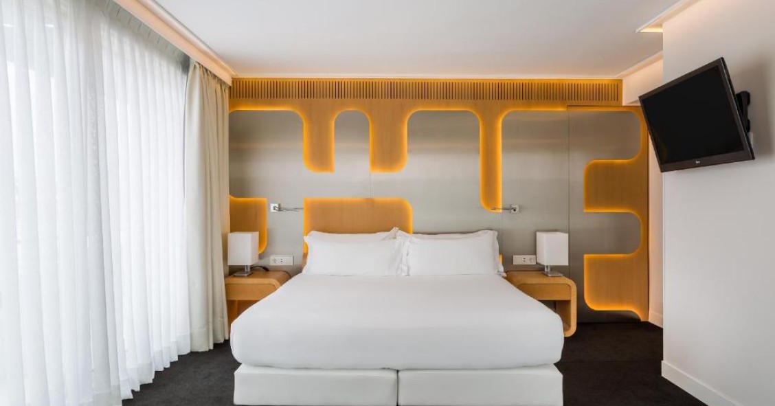 Un inversor privado compra el Hotel Room Mate Alba por 32,5 millones de ...