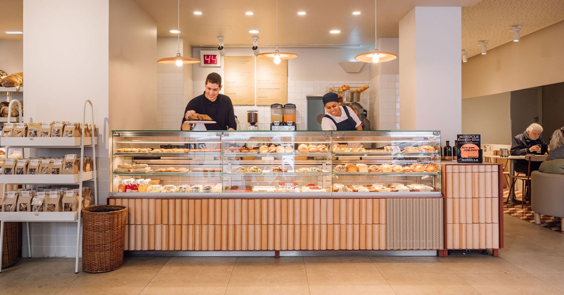 Ayudas por el nacimiento de un hijo en 2025, ¿cuáles son? — idealista/news