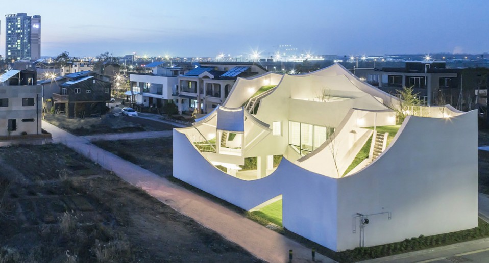 La ‘casa voladora’, una mansión de altos vuelos para un piloto y su ...