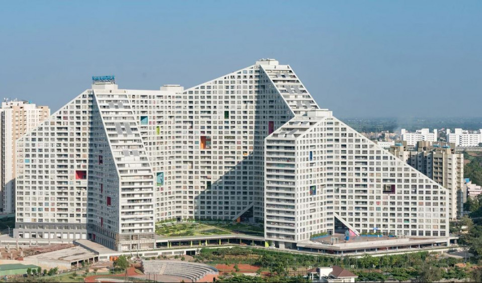 Megaestructuras o cómo meter a 5.000 personas en un único edificio ...