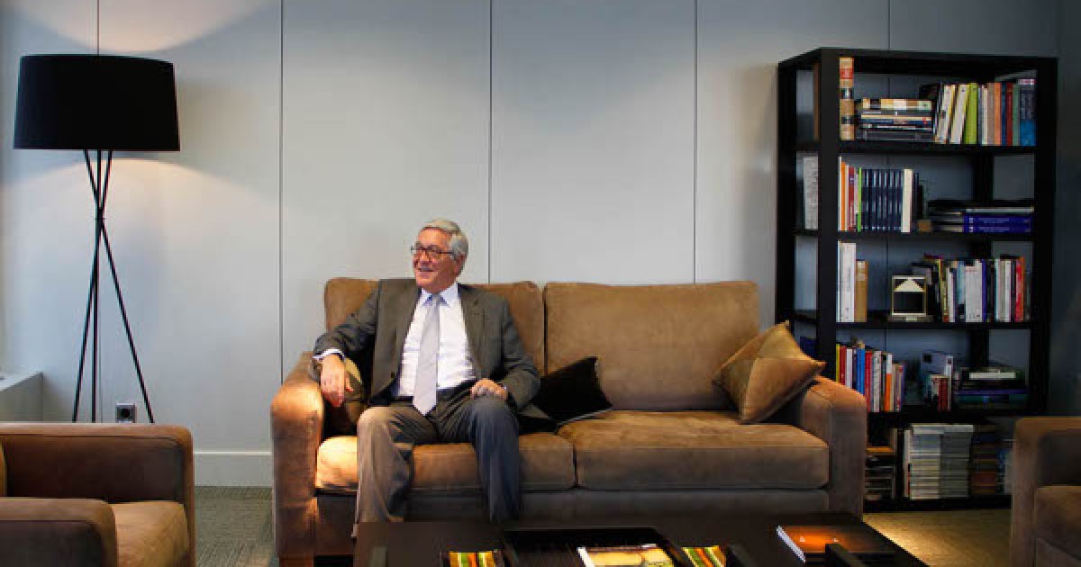 Galindo dimite como presidente de los promotores y le sustituye ...