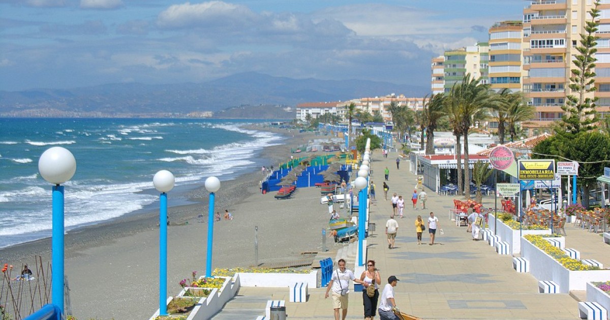 Vivir en Torrox: cómo es, mejores barrios y coste de vida — idealista/news