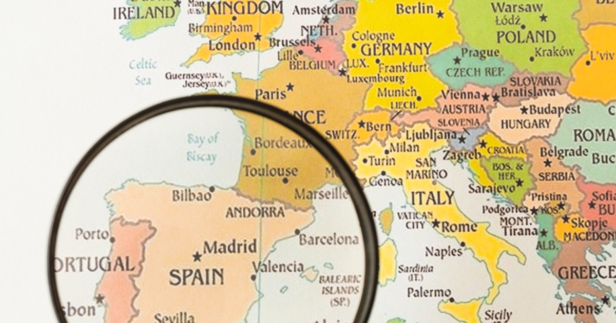 Harta Spaniei: regiuni, orașe și insule al Spaniei — idealista/news