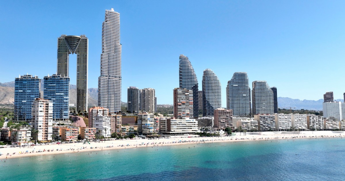 Benidorm’s TM Tower sells half its homes before rising — idealista/news